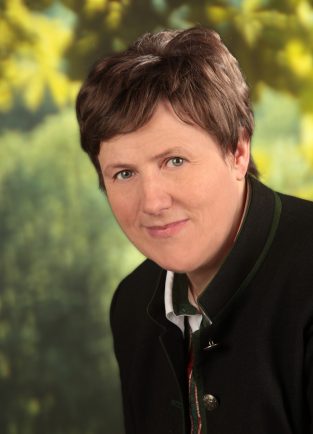 Christine Hammer - Presseflash