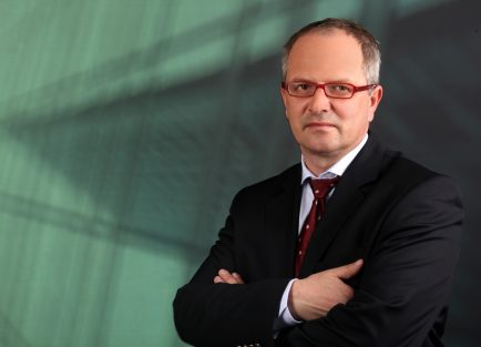 Hon.-Prof. Dr. Franz Sturm - Landesregierung Kärnten - Presseflash